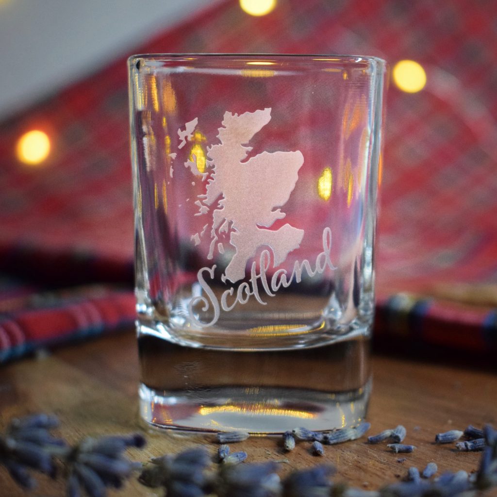 Burns Crystal's Square Dram Glass: Whisky Companion